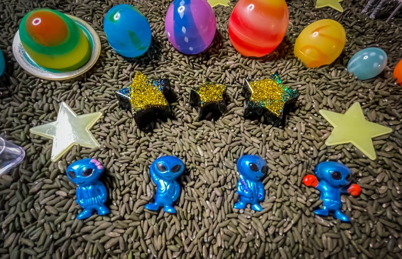 Outer Space Sensory Bin, Space Sensory, Taste Safe, Montessori, Space ...