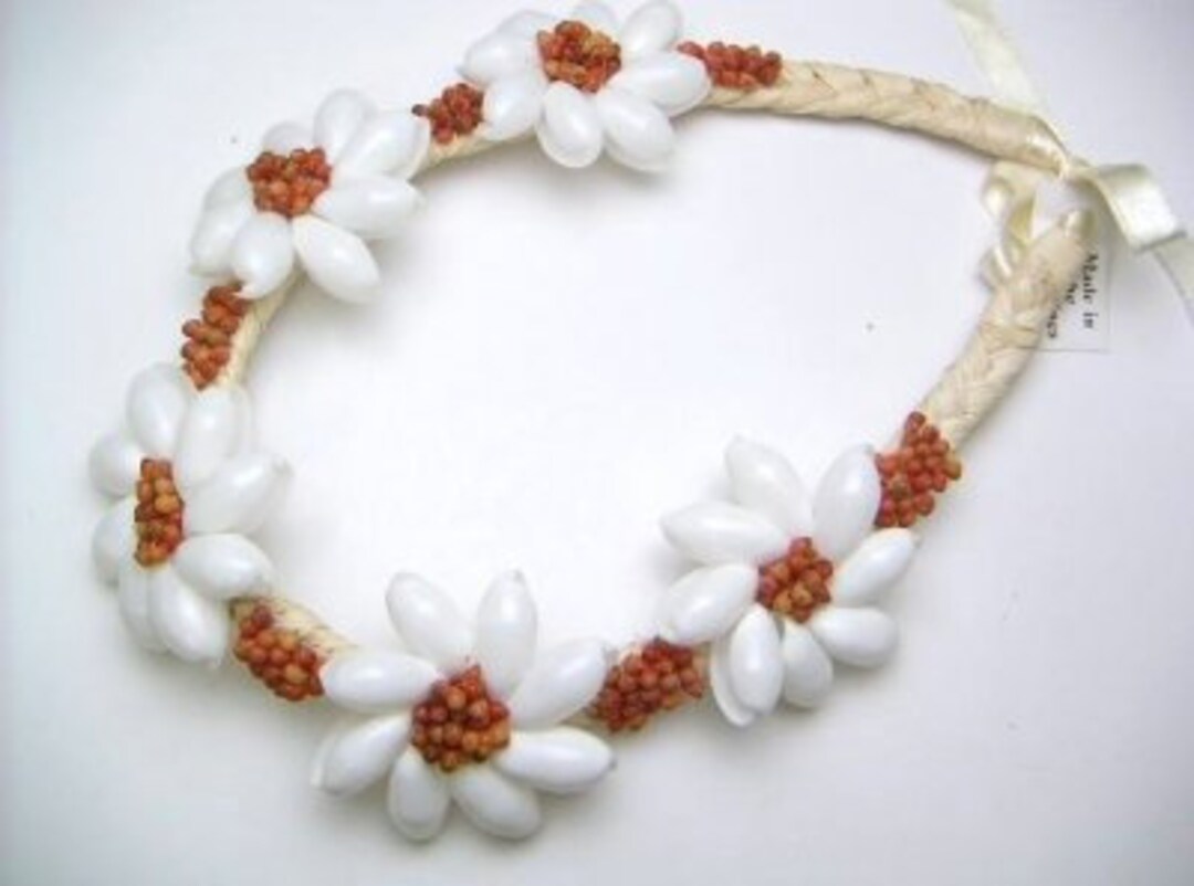 White Bubble Shells and Mongo Shells on Raffia Necklace ...