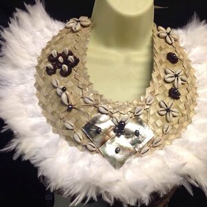 Feather Necklace. Tahitian & Cook Islands Neck Piece. Weaved Lauhala ...