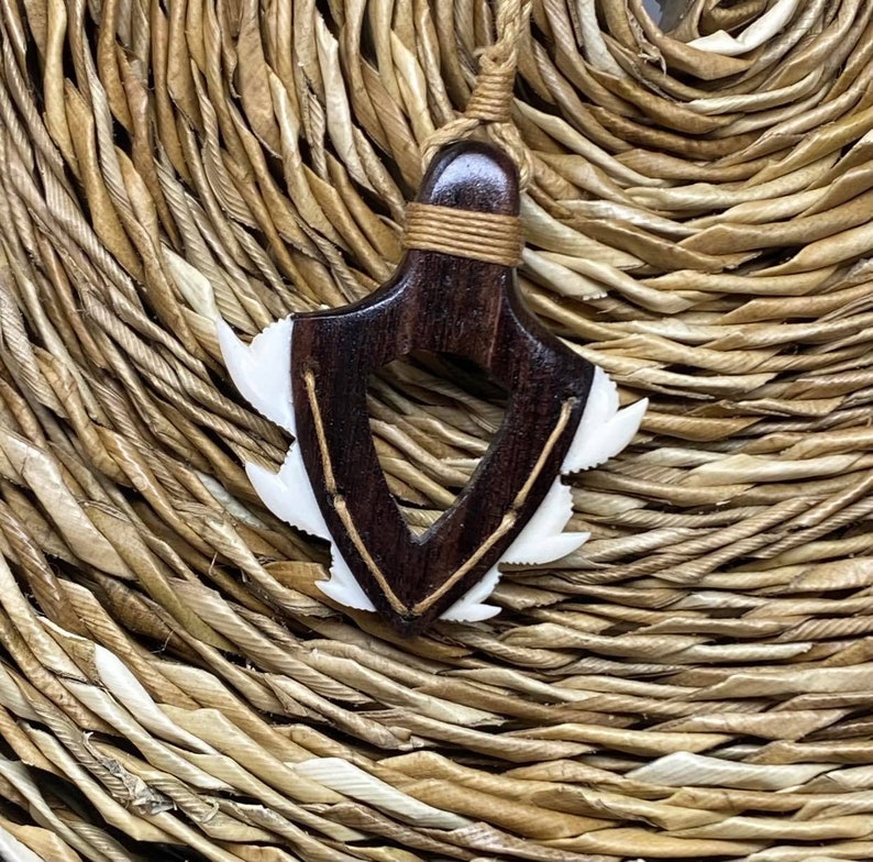 Traditional Hawaiian War Weapon Pendant Necklace. Handmade Pendant ...