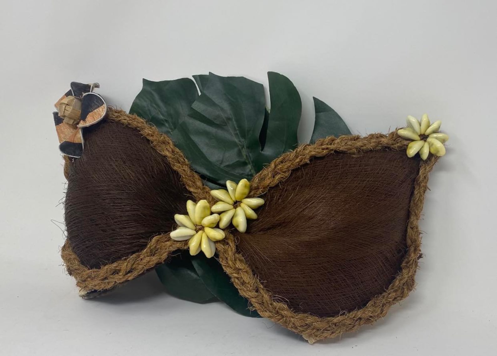 Authentic Coconut Bark, Tapa Cloth and Braided Coconut Husk Fibers Bra ...