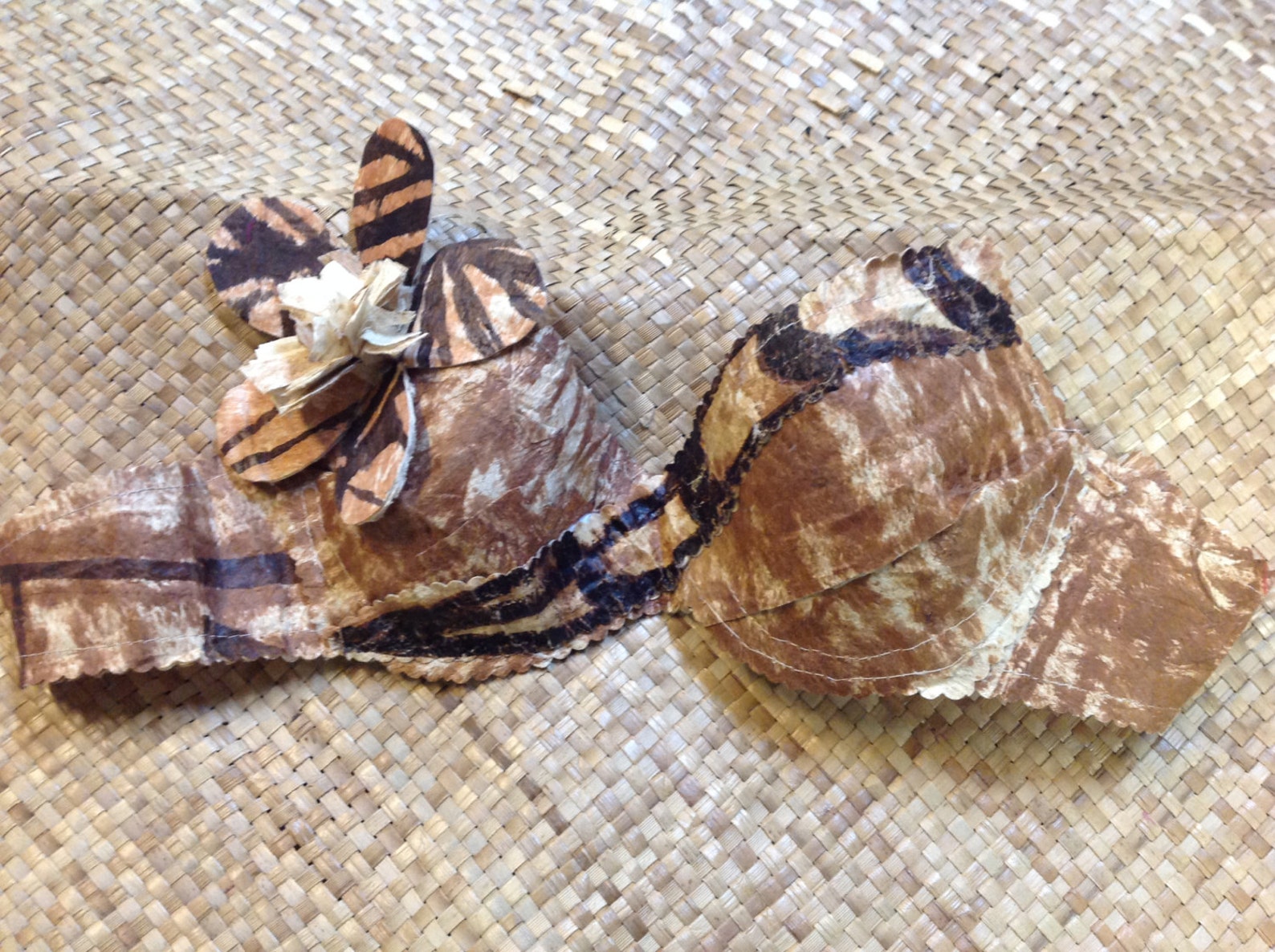 Tahitian & Cook Islands Costume Bra.. Authentic Tapa Cloth Covered Bra ...