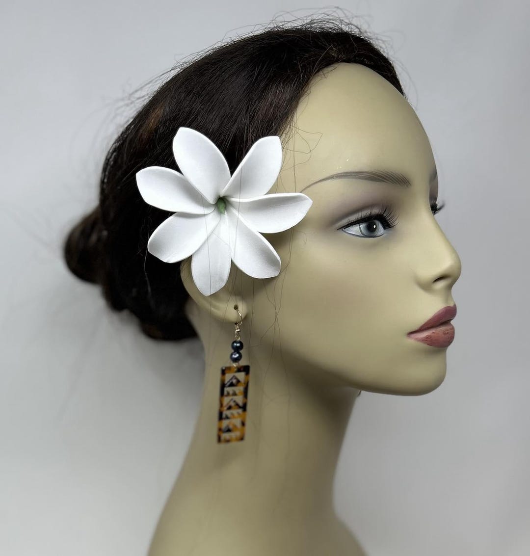 Tropical Tiare Flower. Beautiful Gardenia Hair Pick Flower for Beach ...