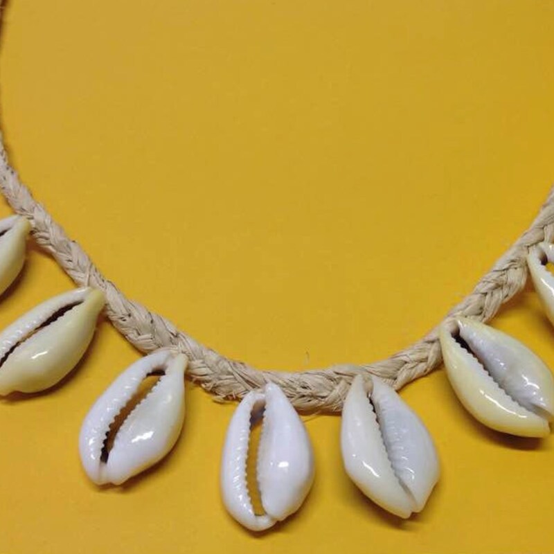 Cowrie Shell Necklace - Etsy