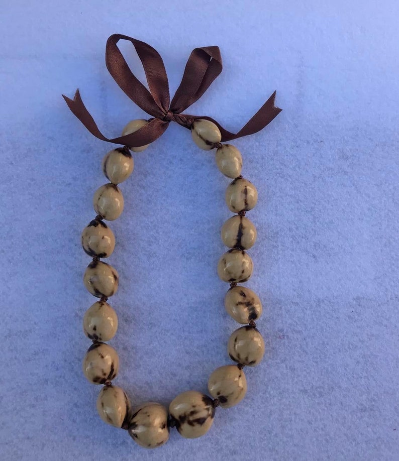 Tiger Kukui Nut Shell Lei. Hawaiian Kukui lei or neckpiece. | Etsy