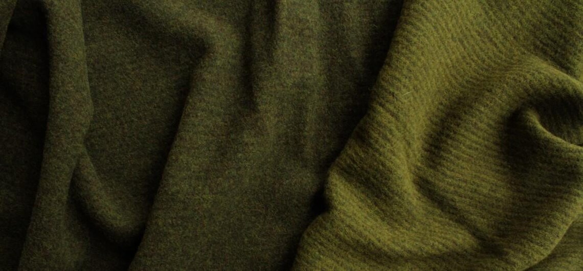 Wool Fabric Reversible Cucumber Peel Green - IMPORTANT - See Chart "cut ...