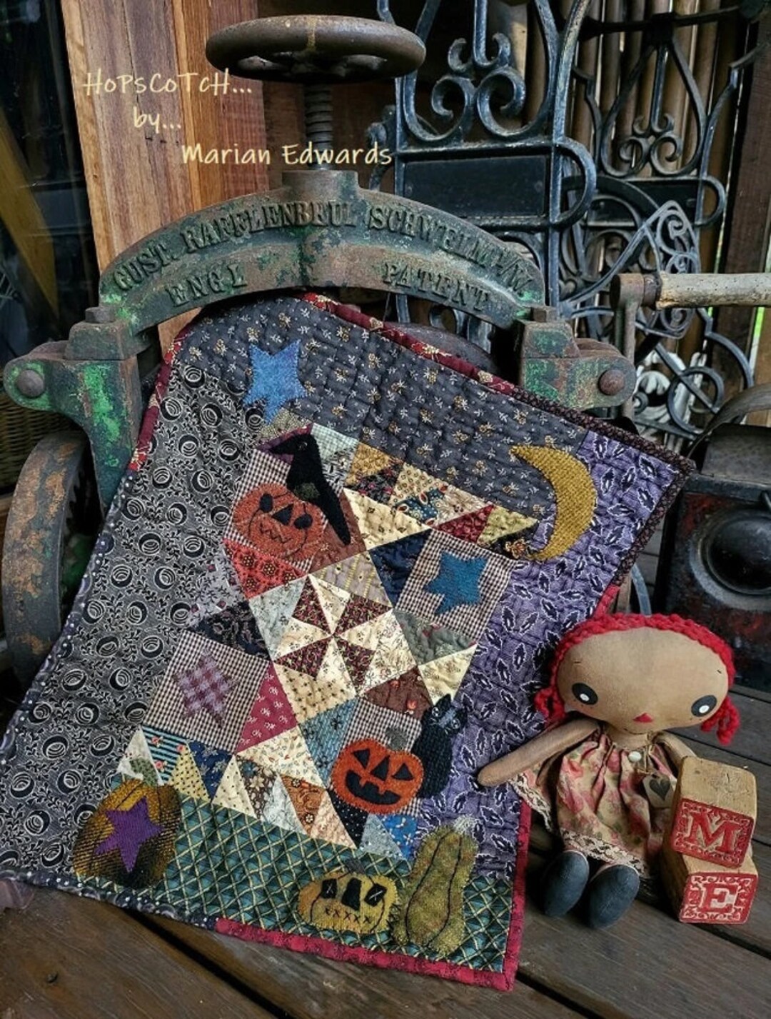 Hopscotch PDF Downloadable Applique Wall Quilt by Marian Edwards - Etsy