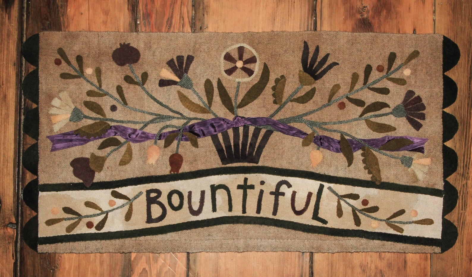 Wool Applique Pattern Bountiful Table Runner Designed by - Etsy