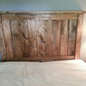 Rustic Headboard Taitum FREE shipping | Etsy