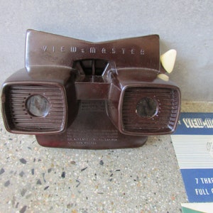 Vintage Brown Bakelite View Master Model E Viewer With 14 Reels ...