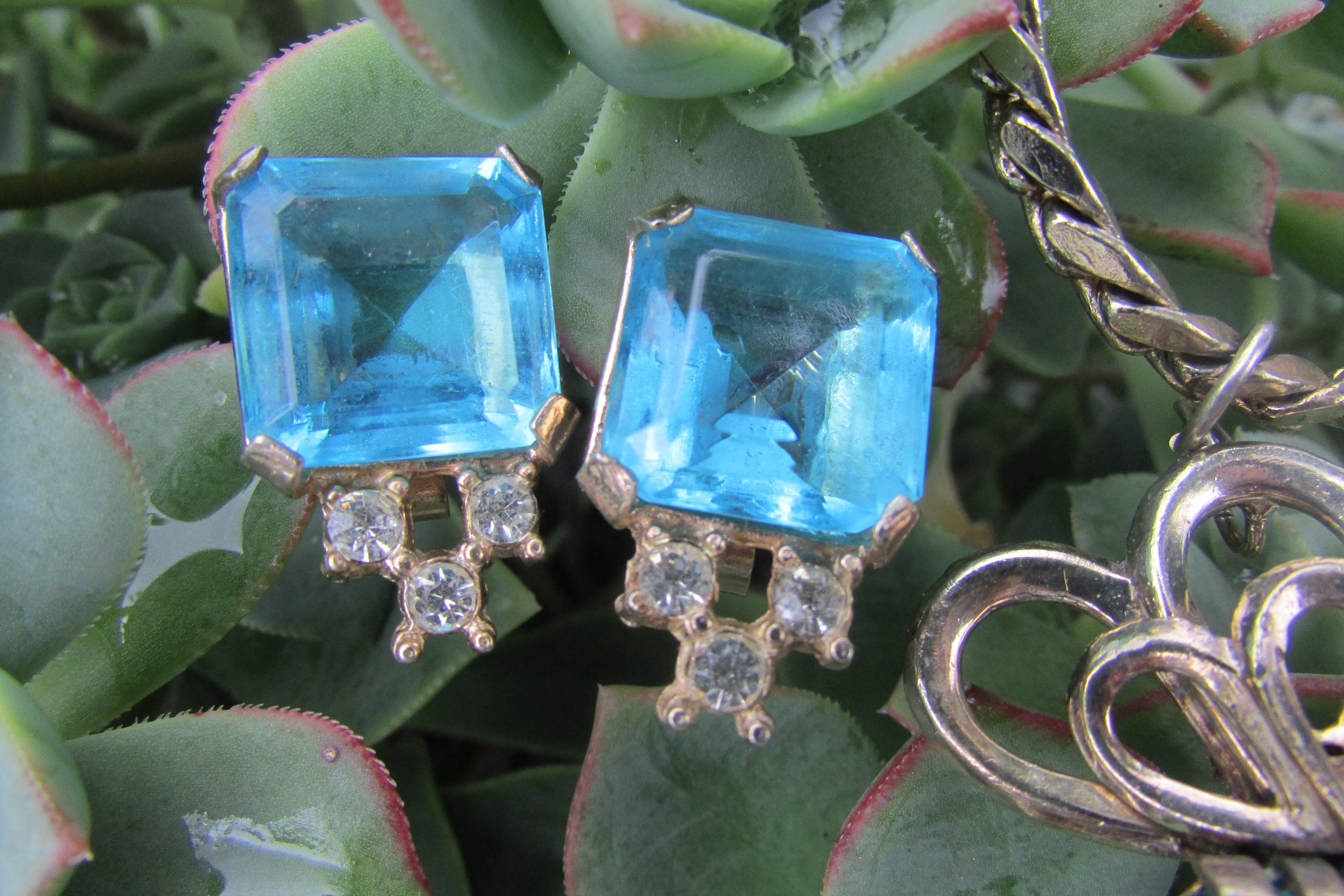 Kafin New York Costume Jewelry Set Necklace With Large Blue Pendant and ...