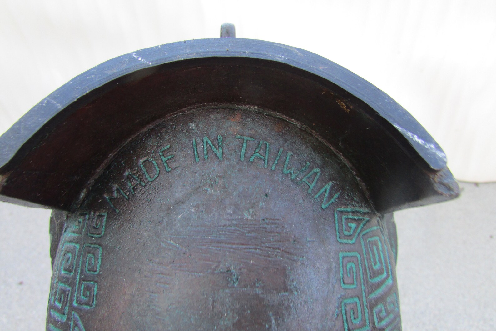 Getz Bros Owl Pitcher Emperors & Nobles Repro of the Shiang Dynasty ...