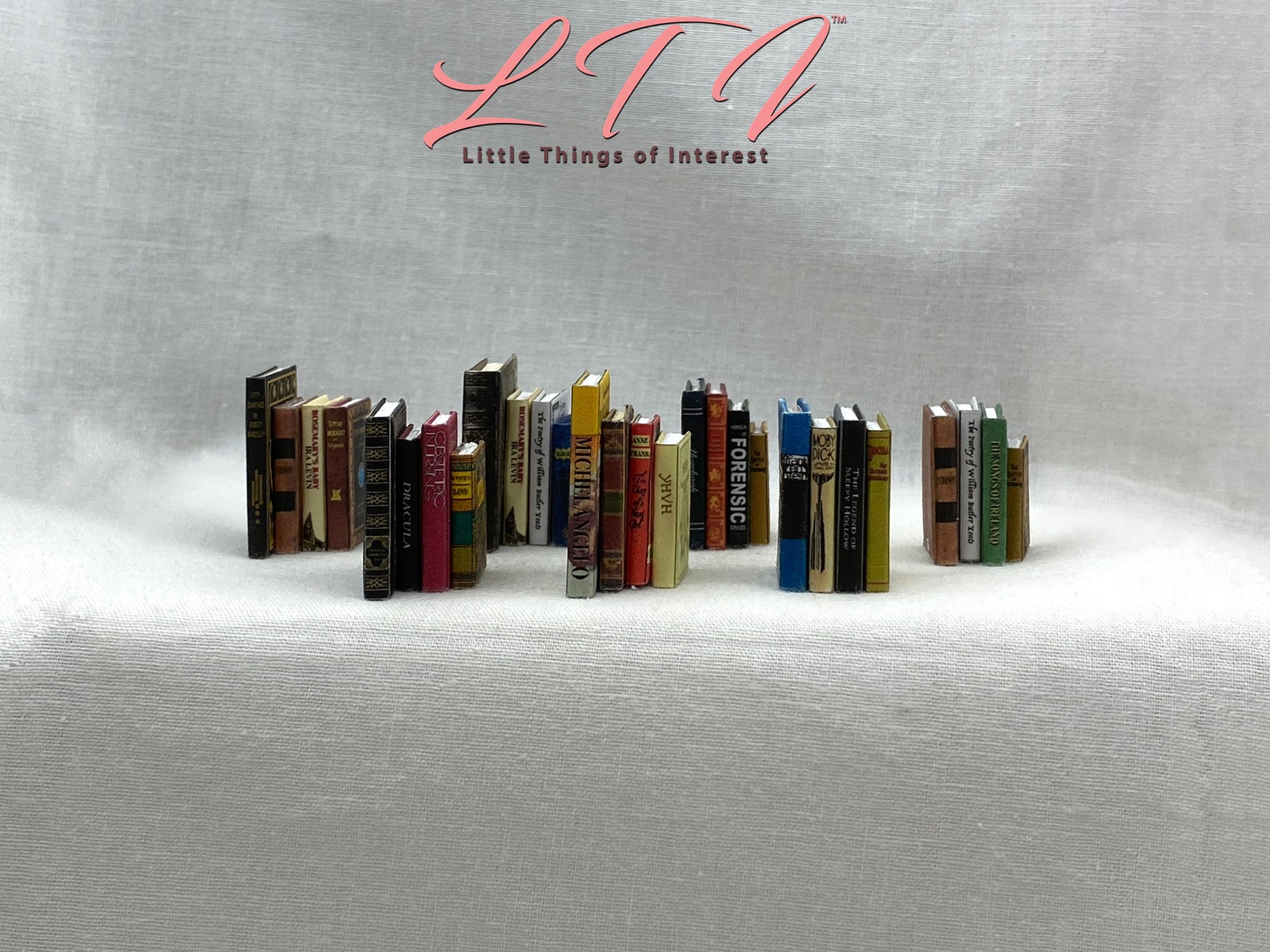 4 RANDOM BOOKSHELF Books 1:12 Scale Dollhouse Miniature Books - Etsy