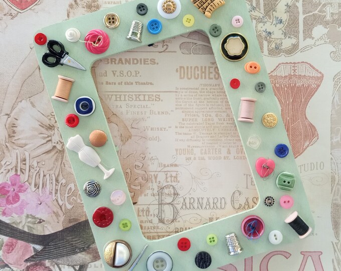 Sewing Theme Button Frame - Vintage Buttons Picture Frame 5 X 7 - Etsy