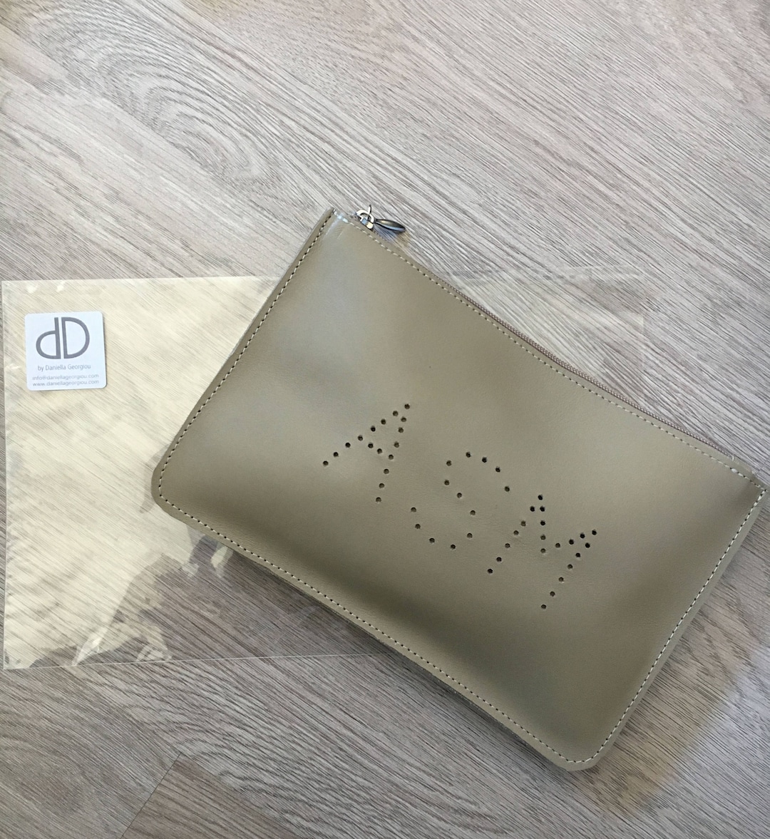 Personalized Leather Pouch. Custom Travel Pouch. Customized Gift ...