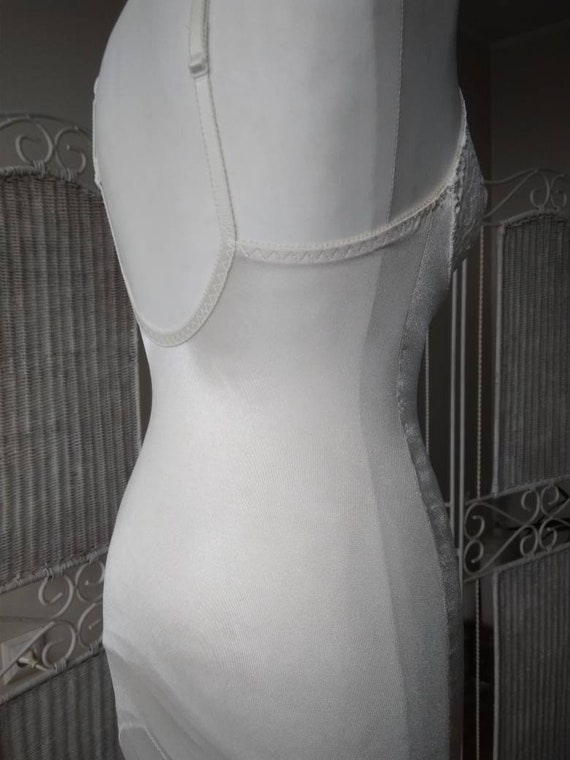 Vintage Luxury White Fitted Bodysuit Girdle Body Shap… - Gem