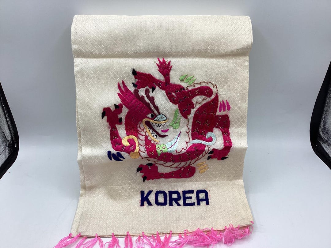 Vintage Korean Silk Table Runner - Etsy