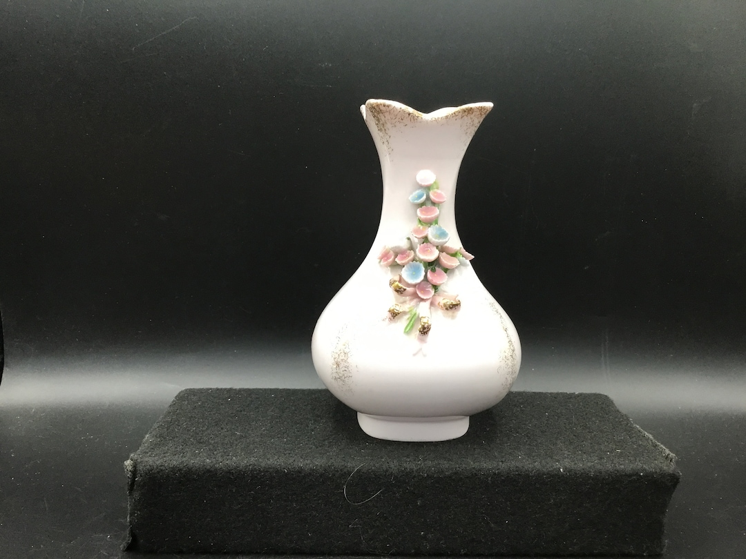 Lefton China Vase With Petals - Etsy