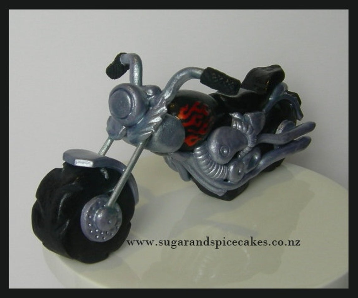 Motorcycle Cake Topper - Learn This Gorgeous Cake Topper in Sugar, Cake ...