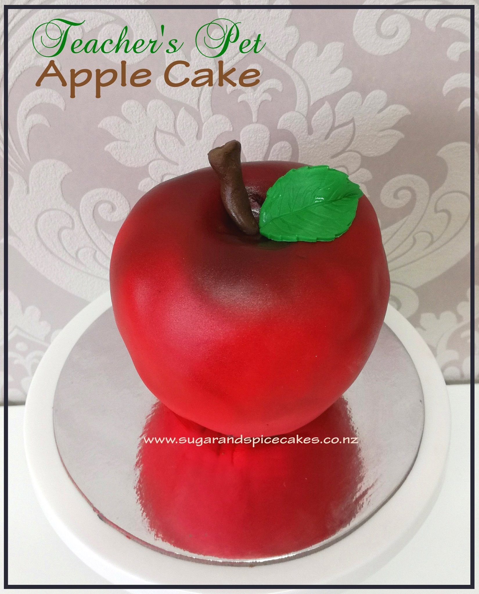 Tutorial: 3D Apple Cake, With My Best Delicious Chocolate Cake Recipe, Full Instructions ...