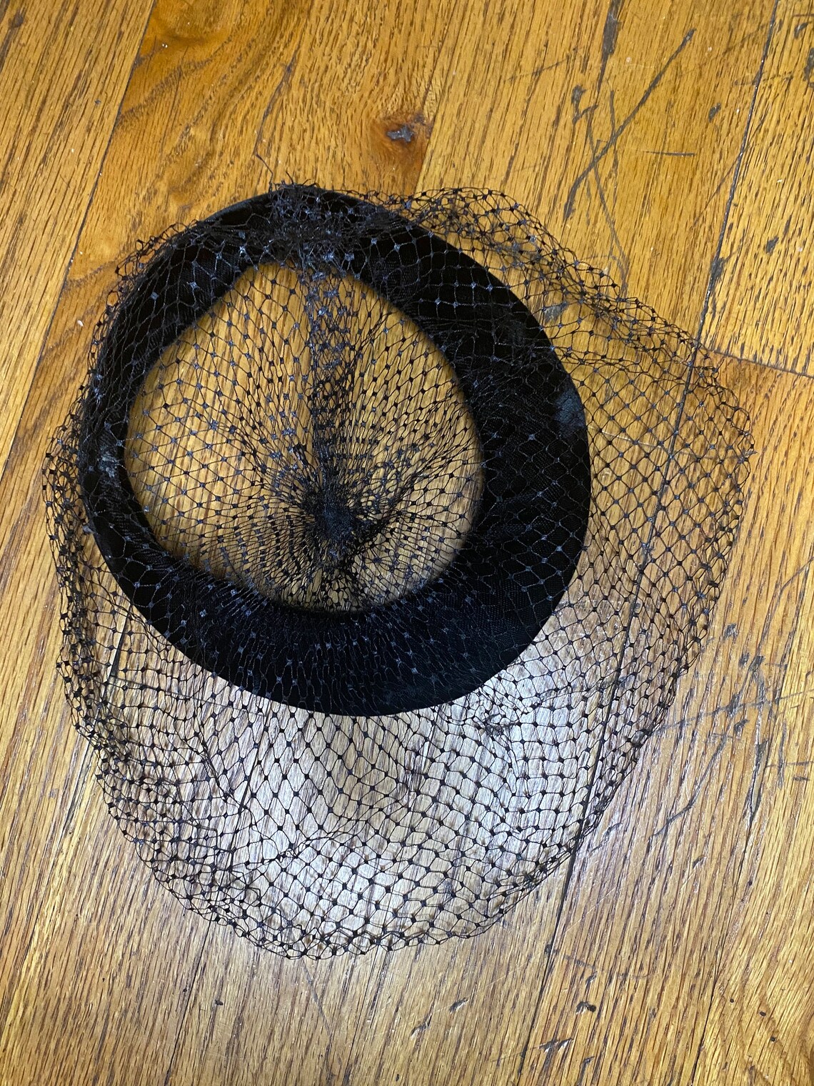 Vintage 1950s Black Netting Veil Fascinator Hat - Film Noir Velvet ...