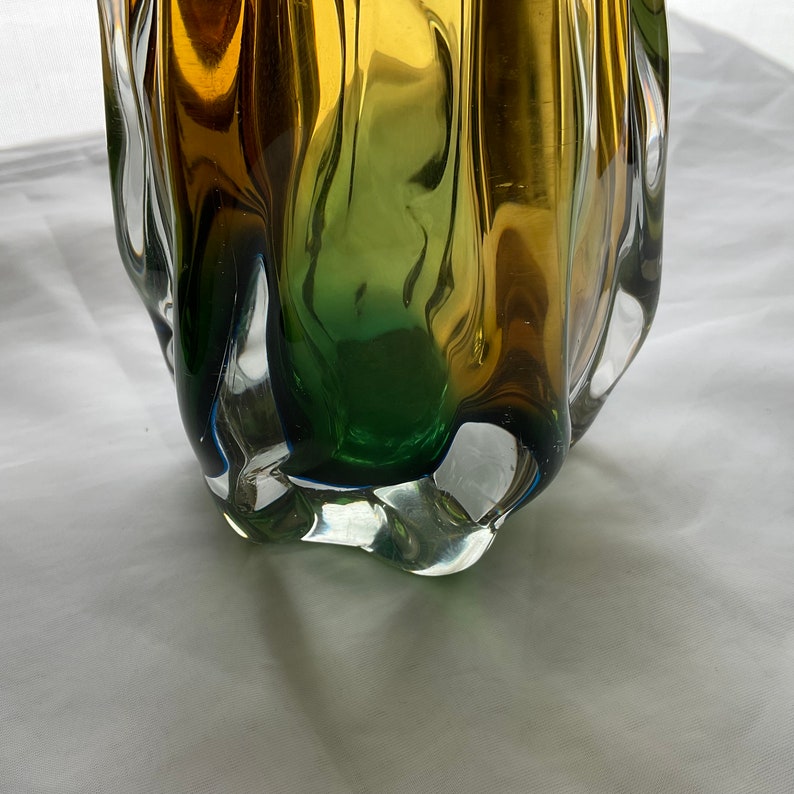 Narumi Sanyu Fantasy Glass Vase Japan Ombré Amber and Deep Green Hues S ...