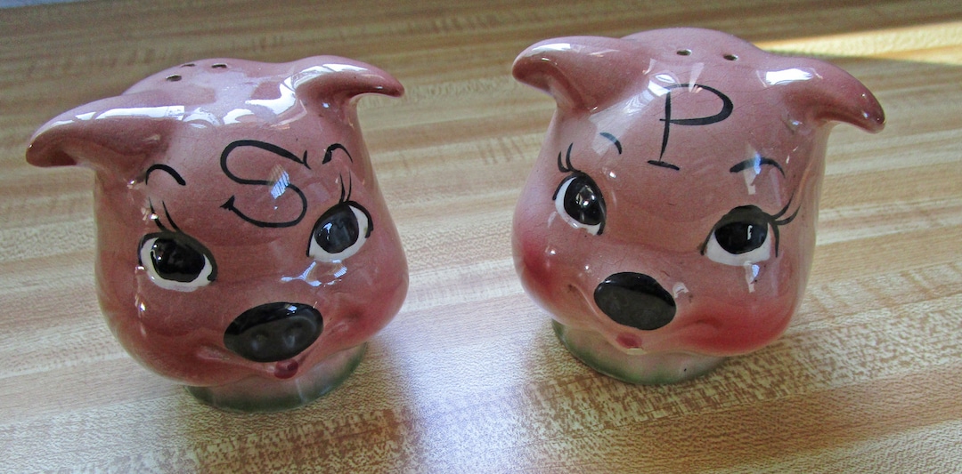 Vintage, Retro Deforest Pottery Pigs Salt and Pepper Shaker Set From a ...
