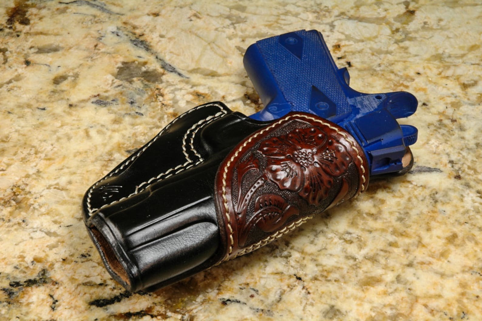 PDF Digital Pattern - 1911 - 4.25" Avenger Style Leather Holster ...