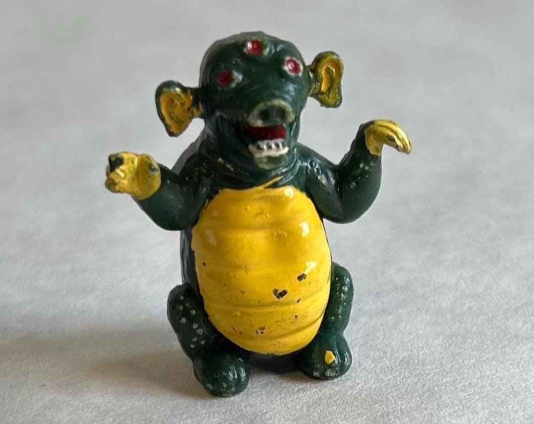 Obscure Space Figure Alien 1 1/2" Play Set Part 1960's Hong Kong Hard ...