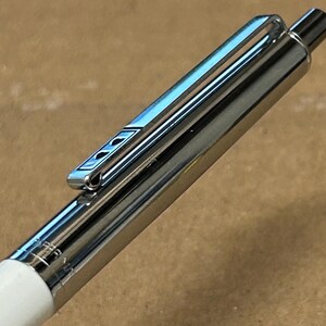 Paper Mate Vintage Double Heart Profile White Chrome Regular Grip Ball ...