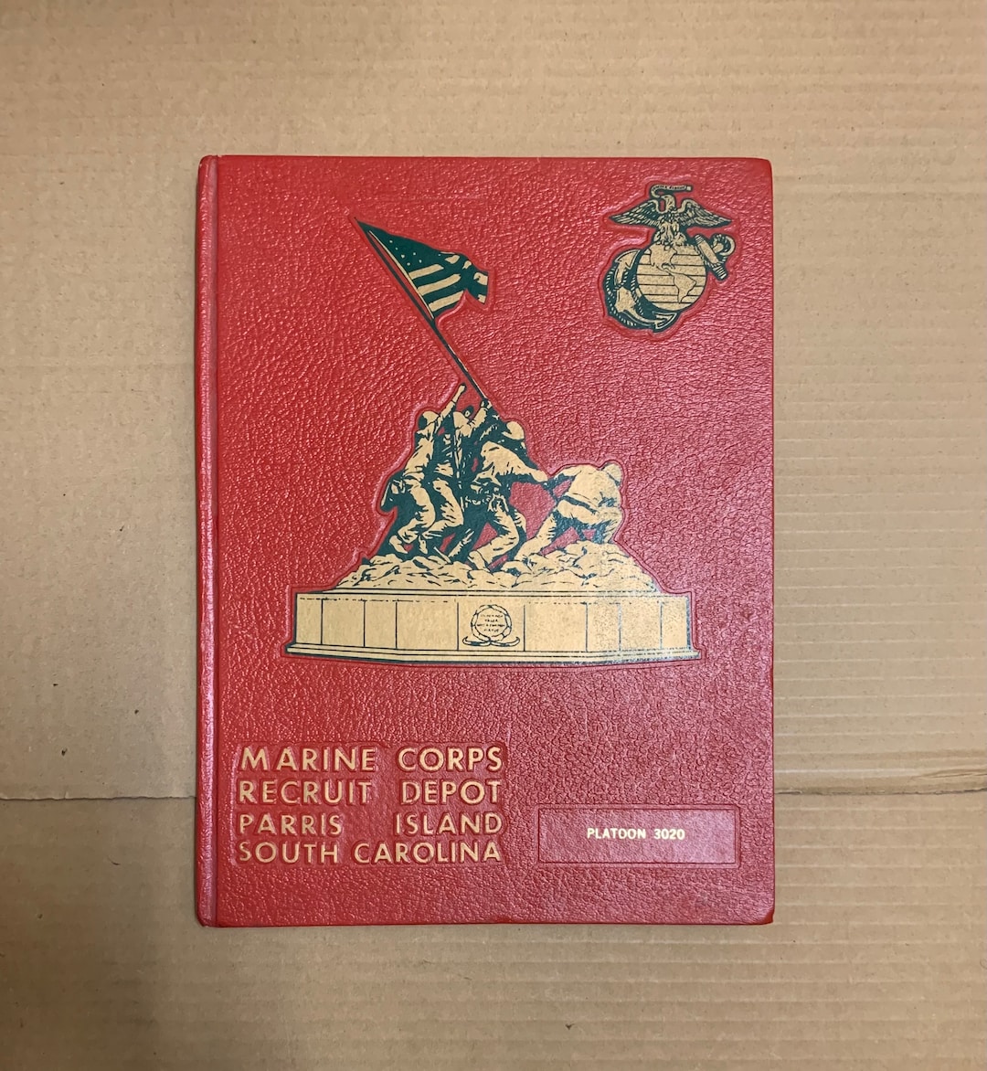 1982 USMC Yearbook Parris Island SC Boot Camp 3rd Bn I Co Platoon 3020 ...