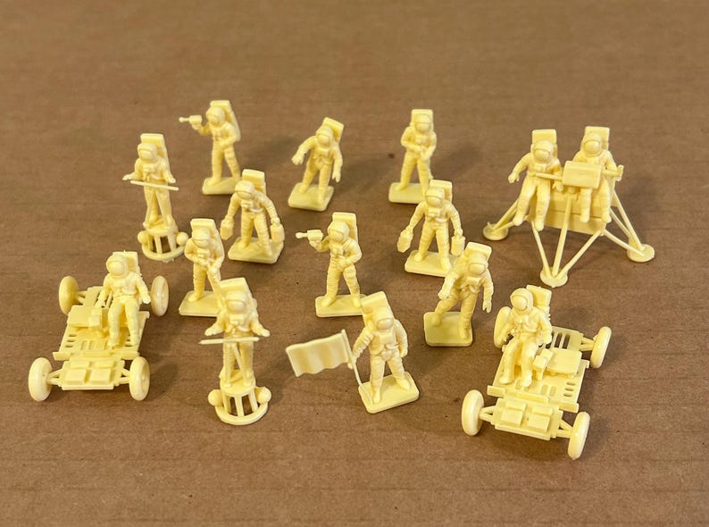 Airfix Space Toy Figures Complete Play Set Vehicle 1/72 Astronaut ...