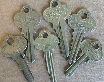 Vintage Ilco Lock With 2 Keys - Etsy