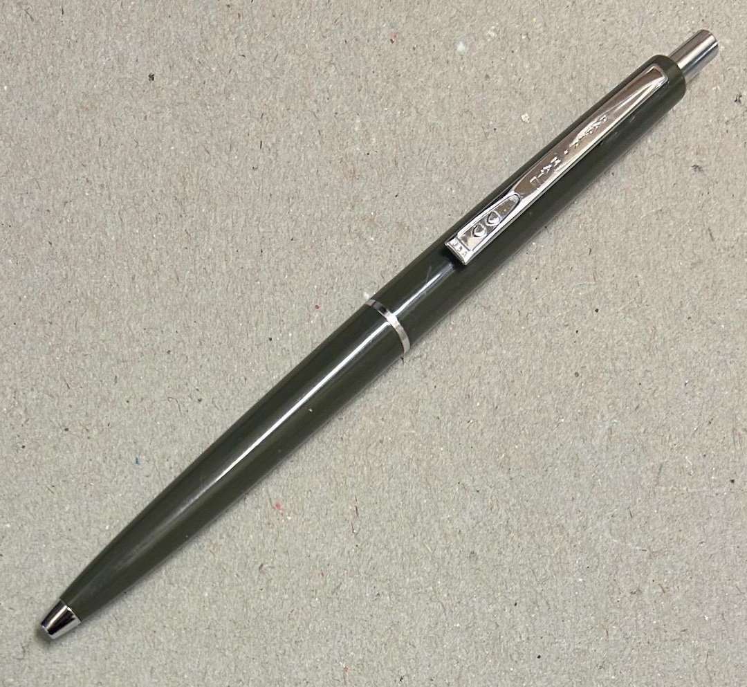 Paper Mate Vintage Malibu Shade of Dark Gray Double Heart Ball Point ...