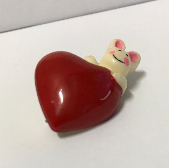 1980's Rabbit Red Heart PIN vintage hat lapel retro o… - Gem