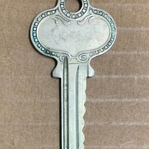 Antique Norwalk Lock Co Key Rare Design Ornate Flat True Vintage Brass ...