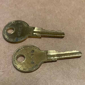 Vintage American Metal HDWE CO Keys Grand Rapids MI Matching Pair Brass ...