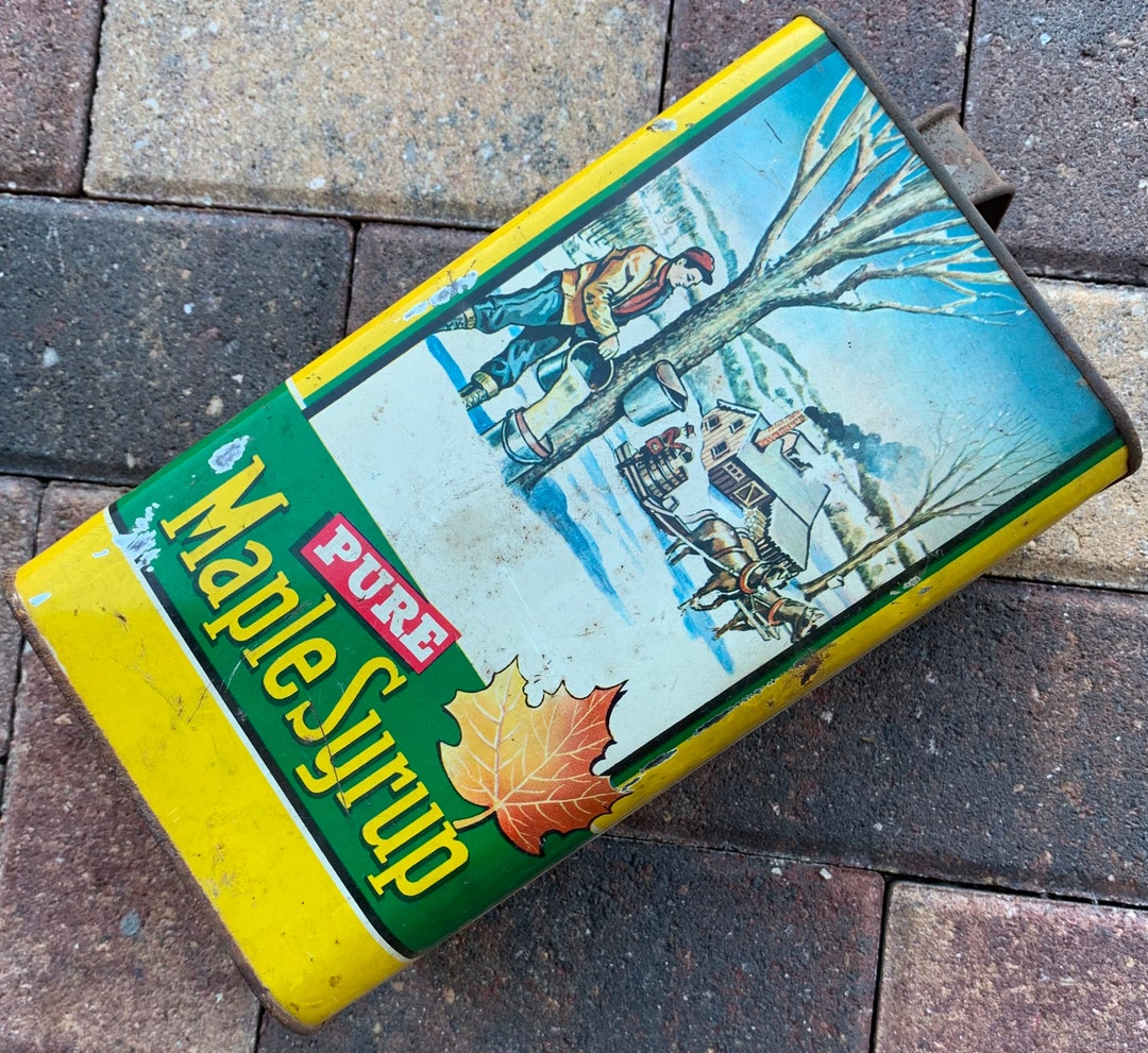 Old Maple Syrup Big Tin 1 Gallon Farm Vintage USA Leaf Horses Log Cabin ...