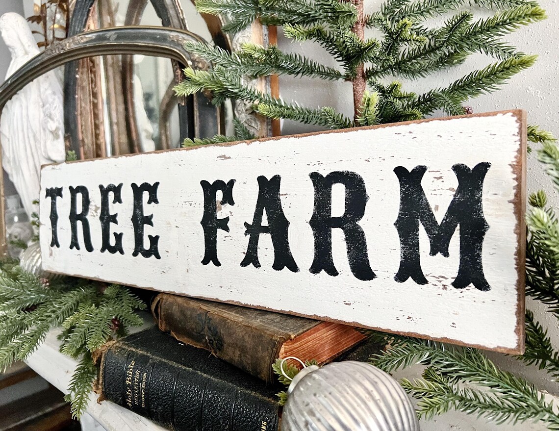 TREE FARM Christmas Farmhouse Sign Painted Salvage Barn Wood Reclaimed ...