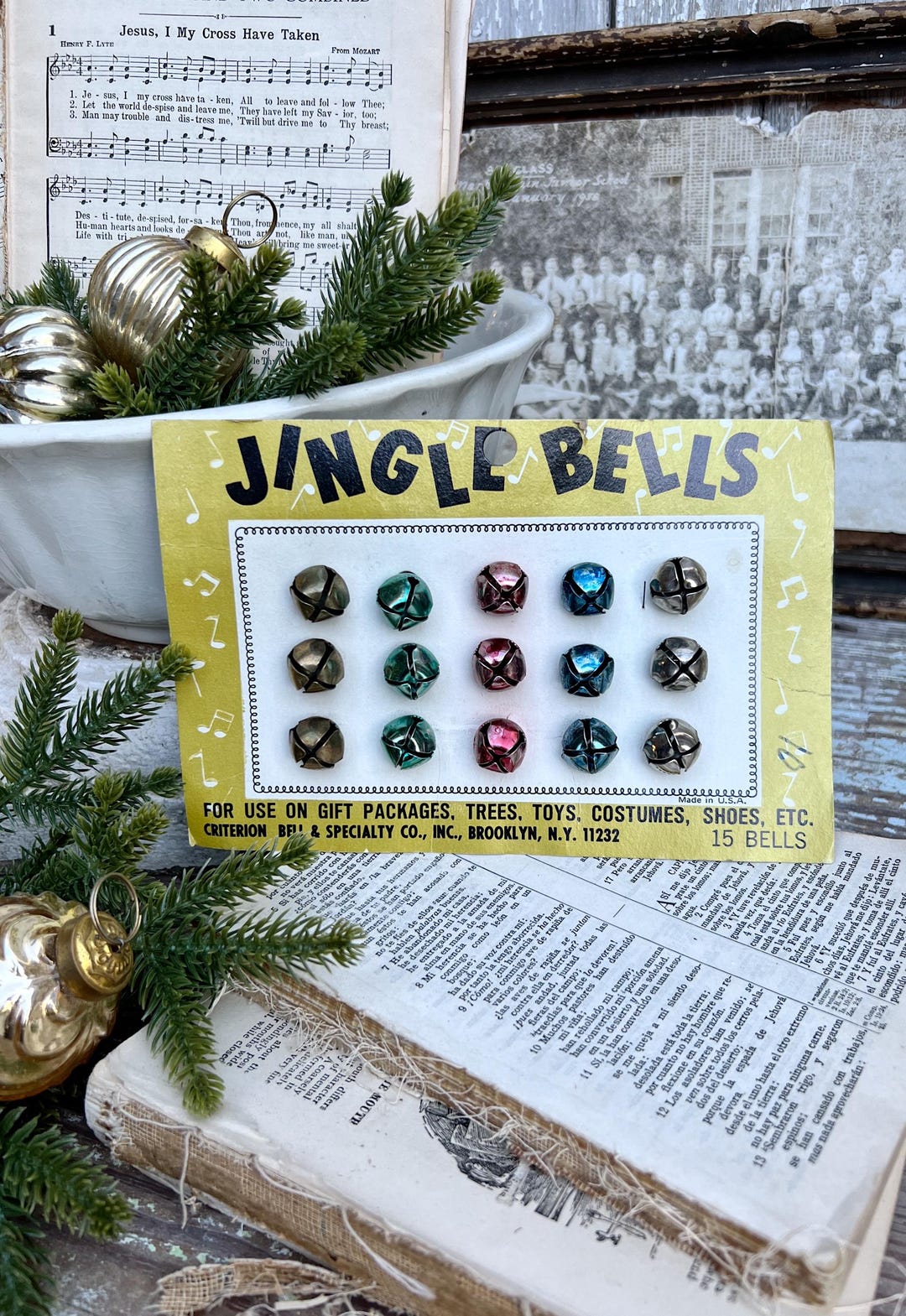 Vintage JINGLE BELLS Christmas Decor COLOR Bells Retro Kitschy - Etsy