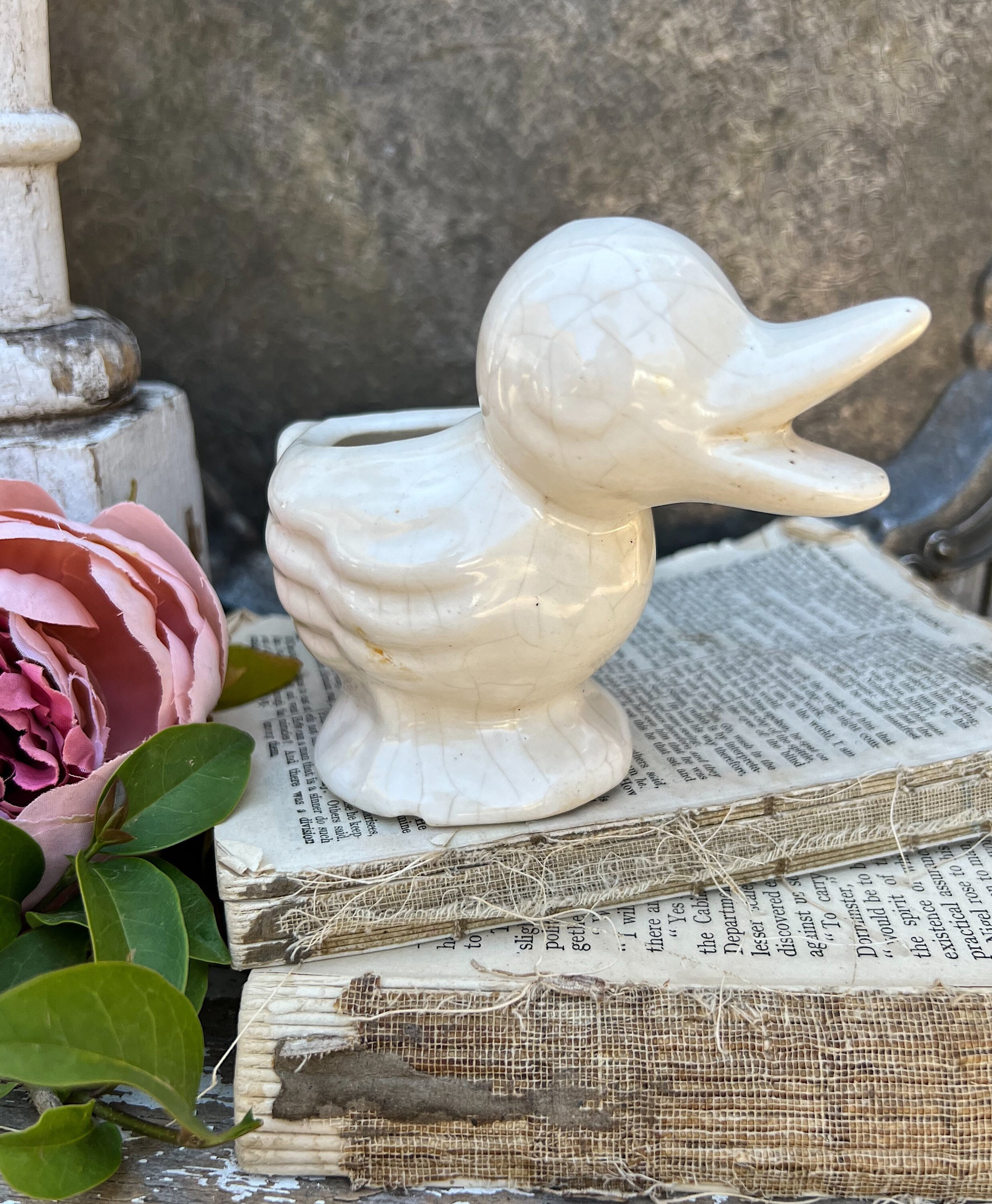 Antique Ivory Ceramic Duck Flower Pot SHAWNEE USA Container Farmhouse ...