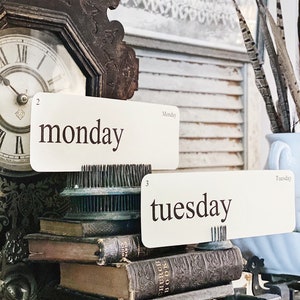 DAYS of the Week Flash Cards LARGE Vintage Inspired Word Flashcard SET ...
