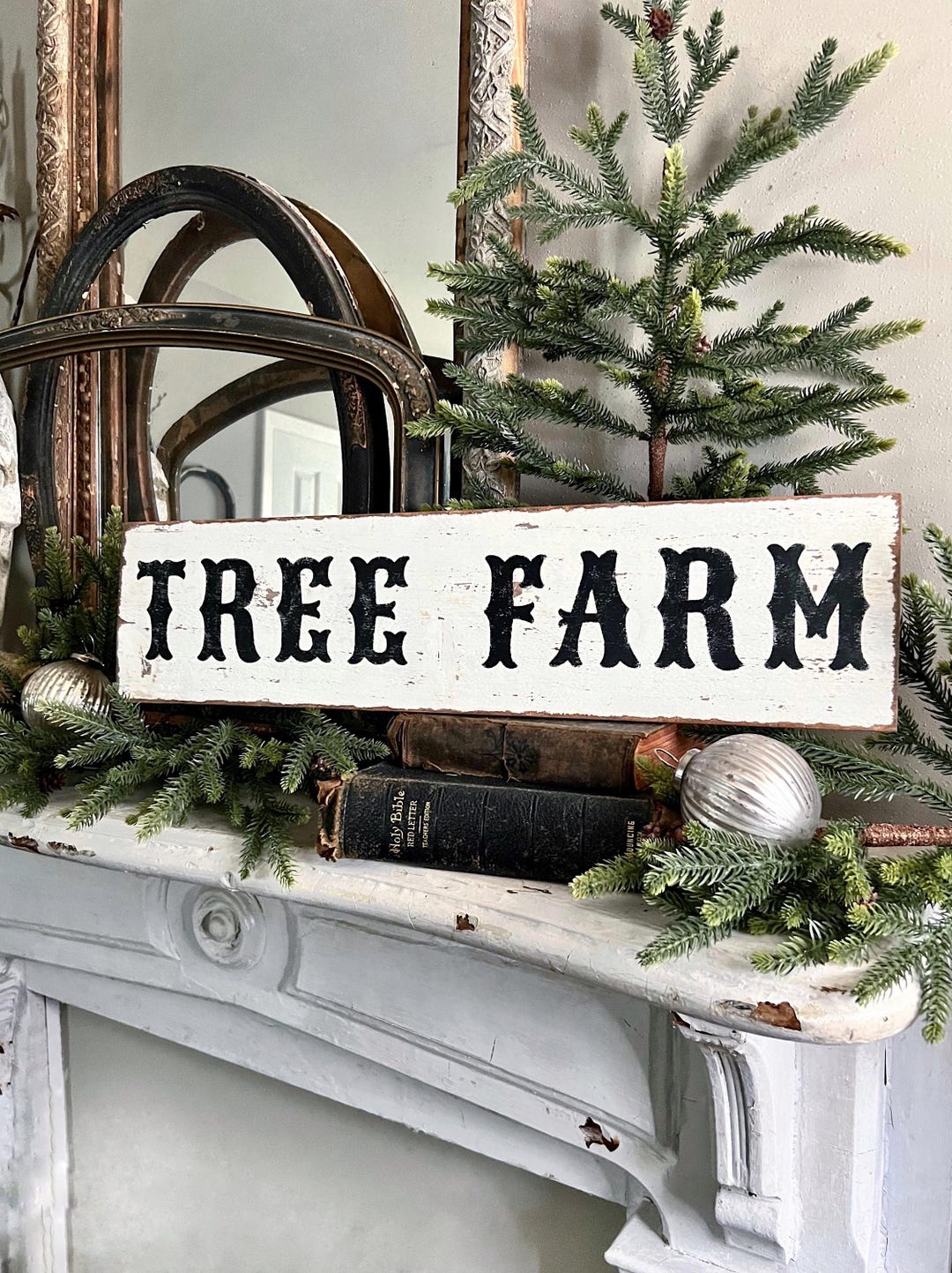 TREE FARM Christmas Farmhouse Sign Painted Salvage Barn Wood Reclaimed ...