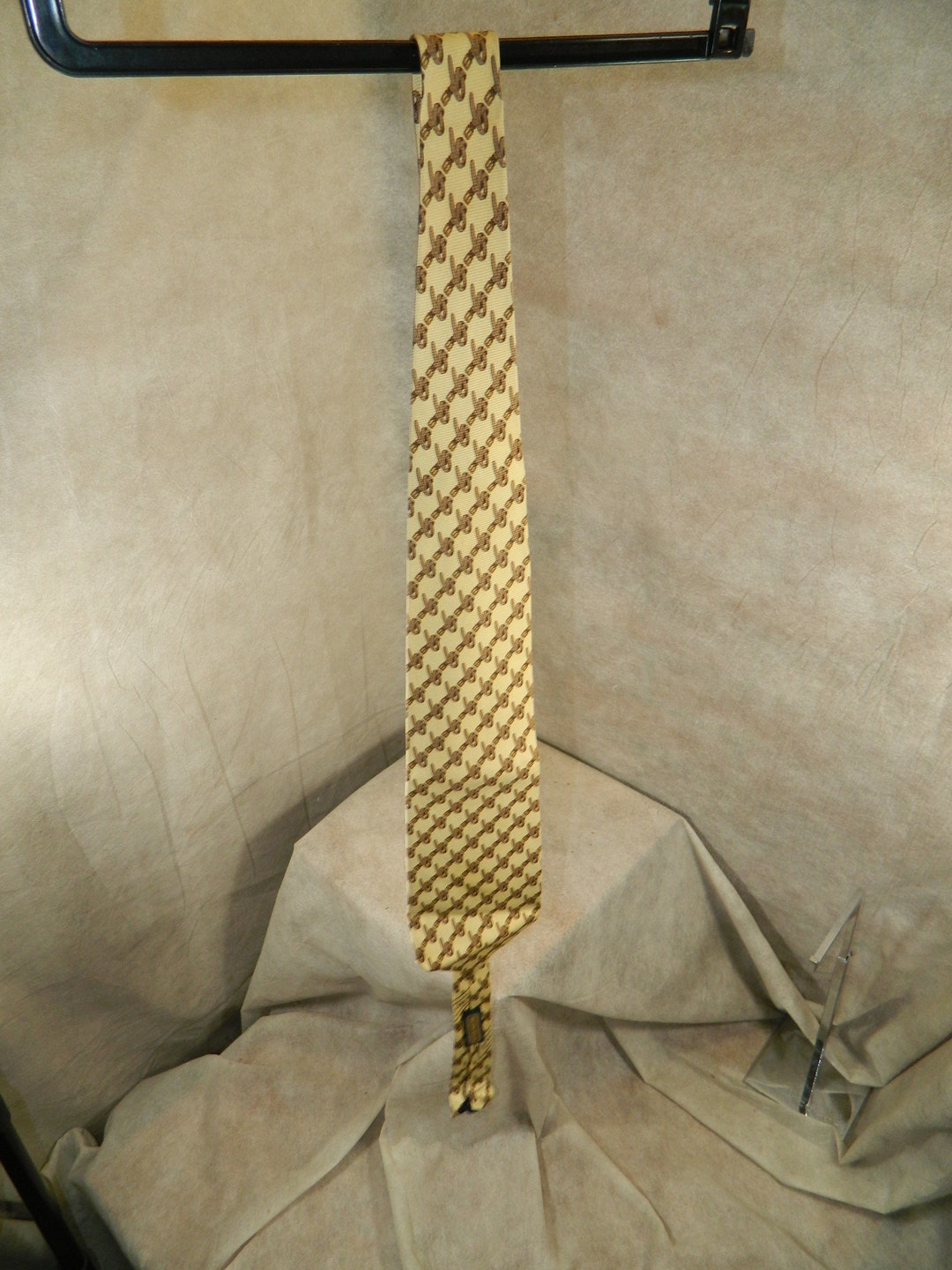 COACH Vintage Men's Tie. 100% Silk, Light Yellow W/belts Pattern Made ...