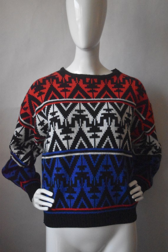 Vintage white black blue - Gem