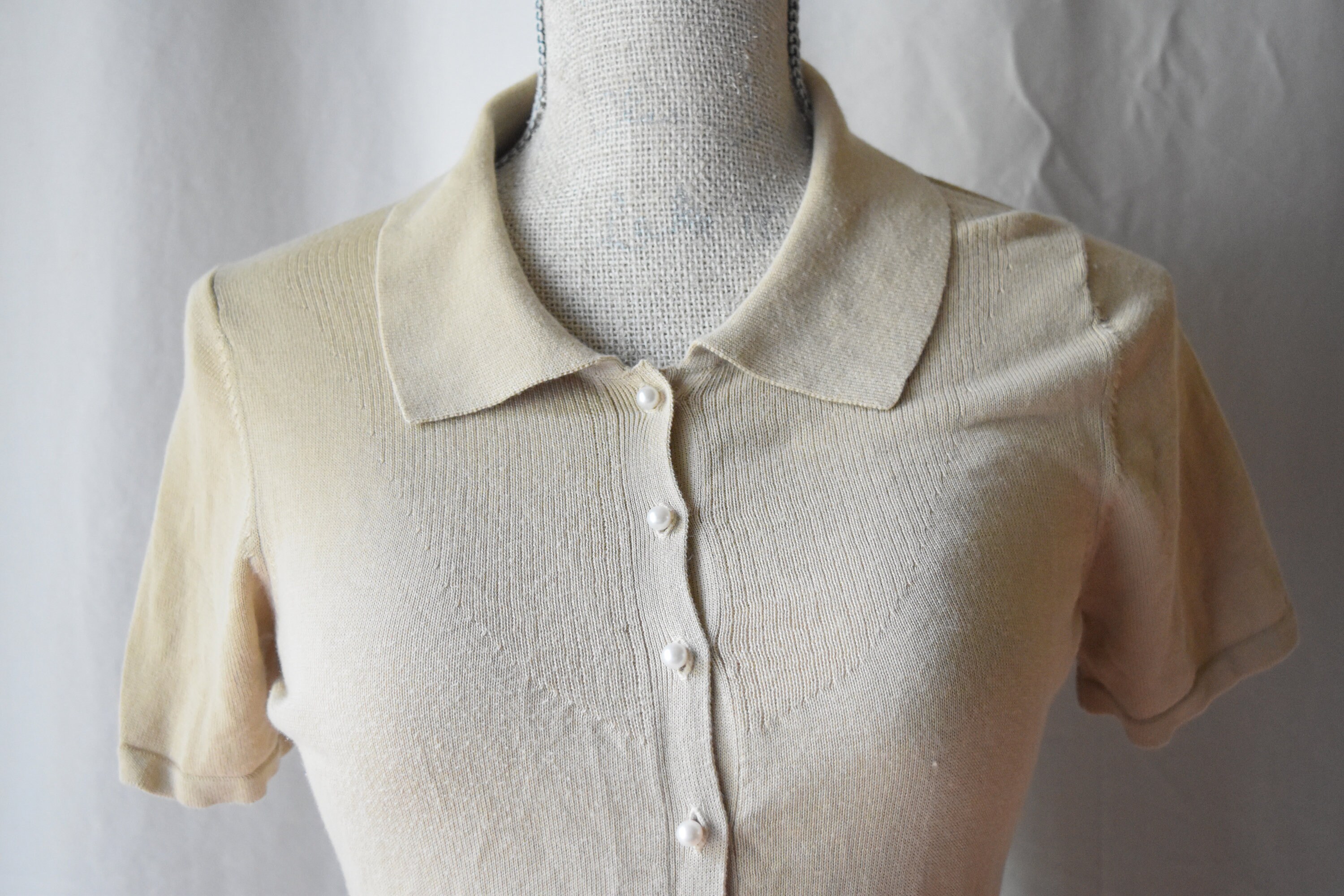 Vintage Beige Pearl Button Collar Button-up Sweater Shirt Business ...