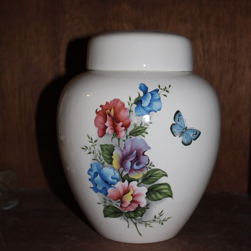 Beautiful Urn - Etsy