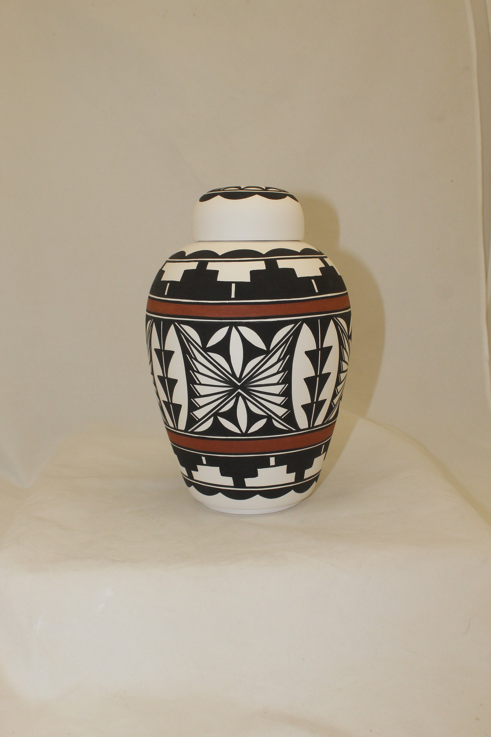 Native American Urn Ceramic Jar with Lid, Adult Cremation Urn, Jar with ...