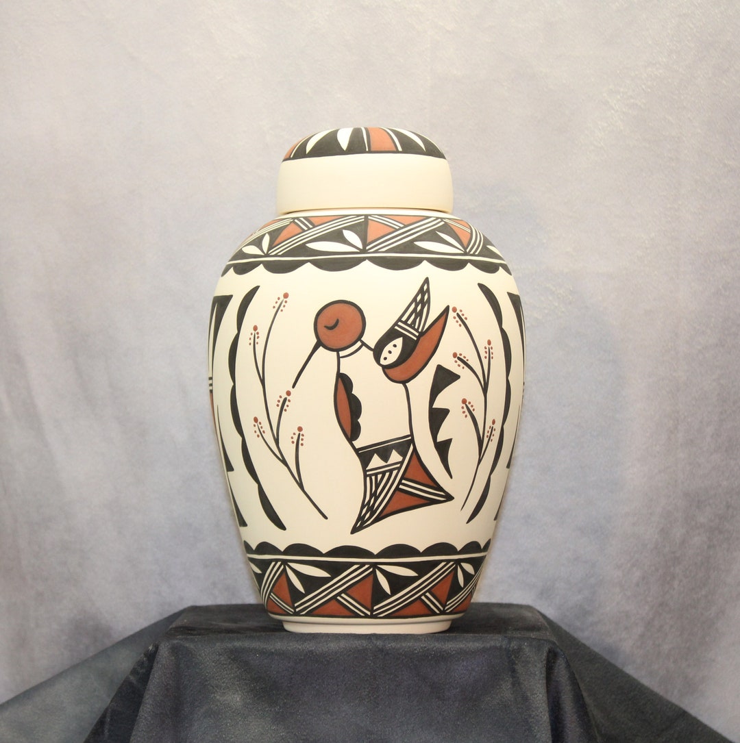 Hummingbird Design Native American Urn Ceramic Jar With Lid Hand ...