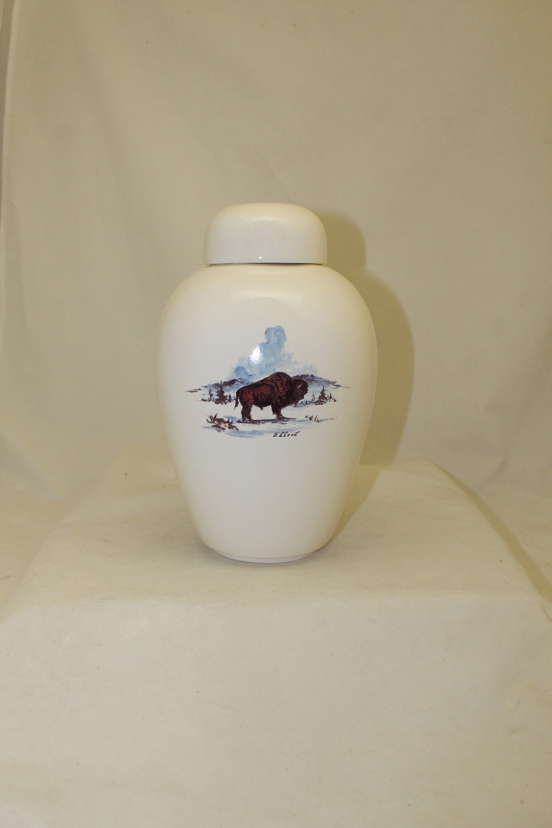 Buffalo Scene Adult Cremation Urn, Large Ceramic Jar With Lid, Large ...